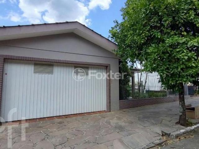 Casa, 3 dormitórios, 300.16 m², em Guarani