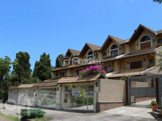 Casa, 3 dormitórios, 303.85 m², em Tristeza