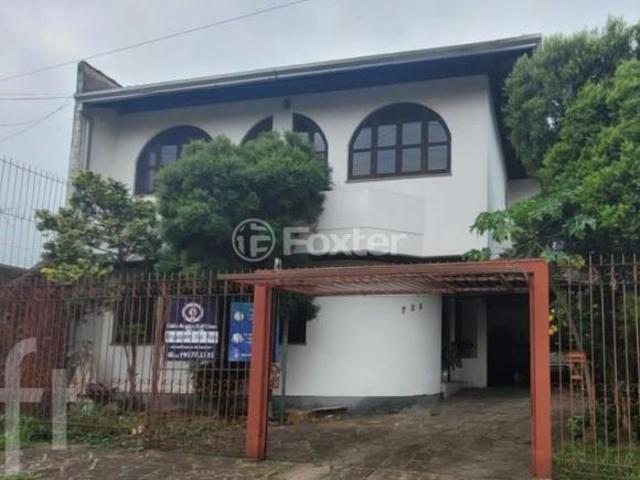 Casa, 3 dormitórios, 317.02 m², em Cristo Rei