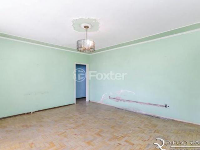 Casa, 3 dormitórios, 318 m², em Santa Tereza