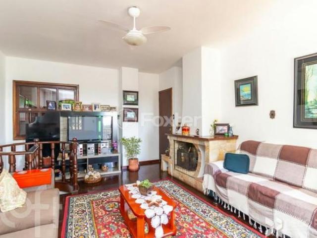 Casa, 3 dormitórios, 311 m², em Tristeza