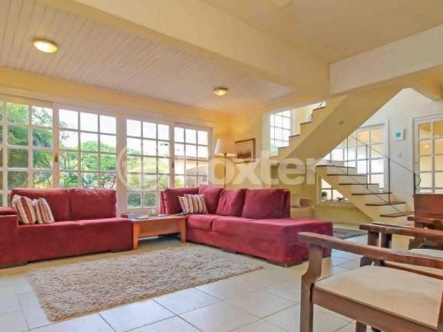Casa, 3 dormitórios, 312 m², em Ipanema