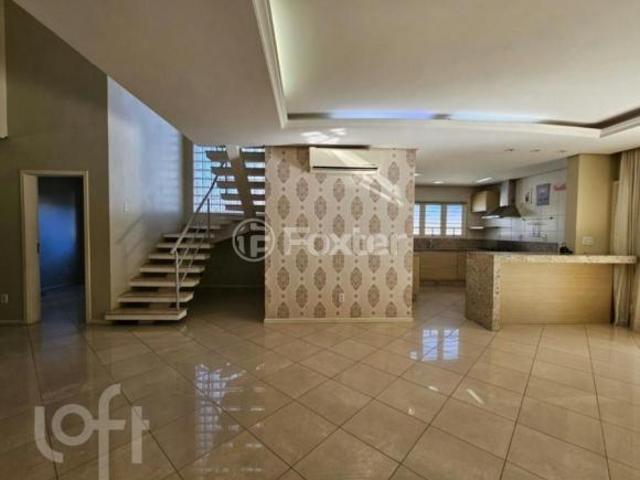 Casa, 3 dormitórios, 325.36 m², em Pátria Nova