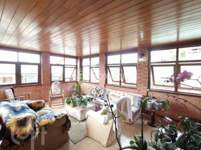 Casa, 3 dormitórios, 326.4 m², em Primavera