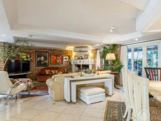 Casa, 3 dormitórios, 328.99 m², em Chácara das Pedras