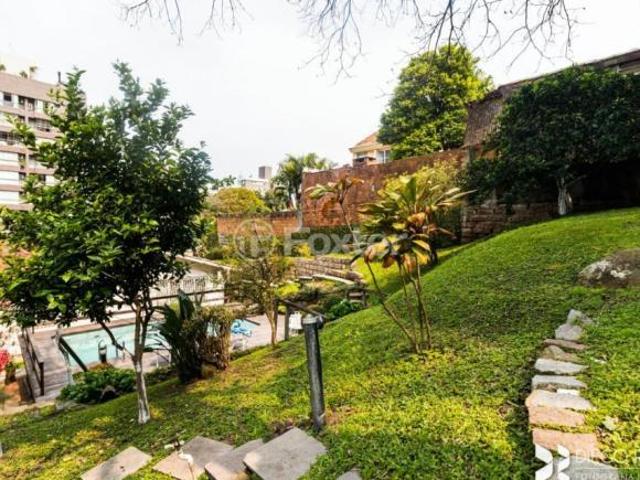 Casa, 3 dormitórios, 320 m², em Rio Branco