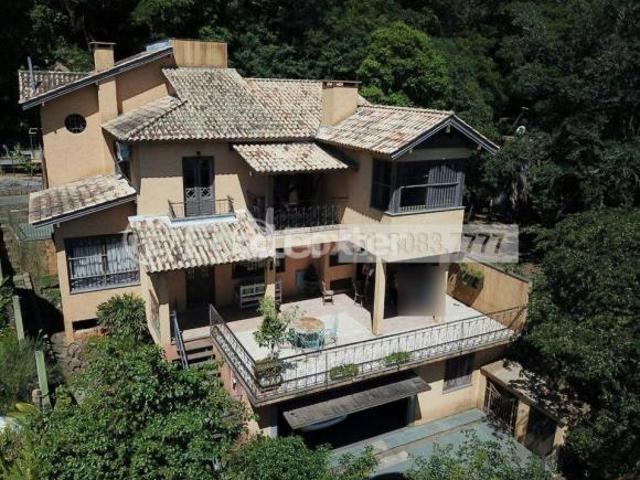 Casa, 3 dormitórios, 323 m², em Espírito Santo