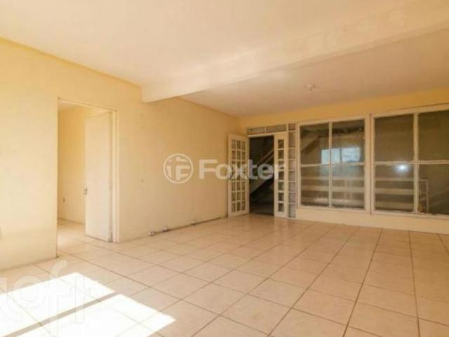 Casa, 3 dormitórios, 336 m², em Partenon