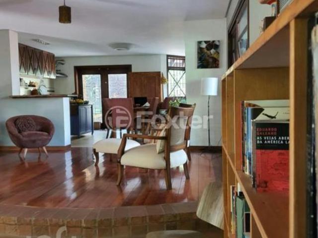 Casa, 3 dormitórios, 338 m², em Vila Suzana