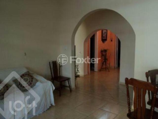 Casa, 3 dormitórios, 330 m², em Menino Deus
