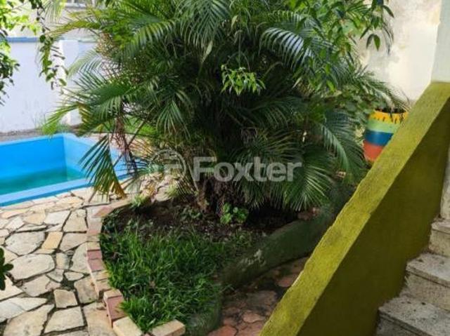 Casa, 3 dormitórios, 342 m², em São João