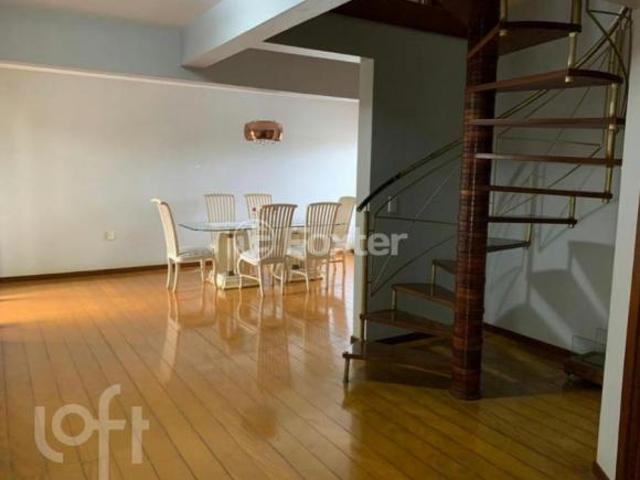 Casa, 3 dormitórios, 350 m², em Fazenda São Borja