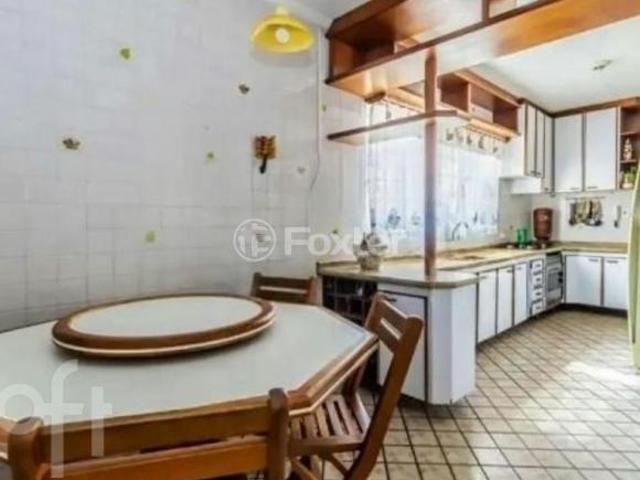 Casa, 3 dormitórios, 350 m², em Tremembé