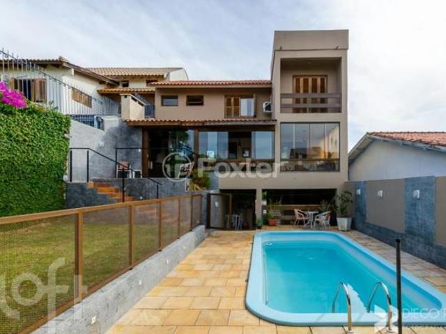 Casa, 3 dormitórios, 350.18 m², em Espírito Santo