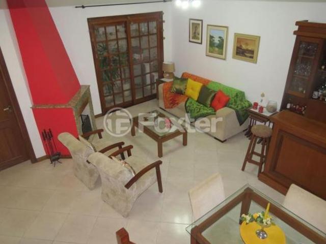 Casa, 3 dormitórios, 360 m², em Menino Deus