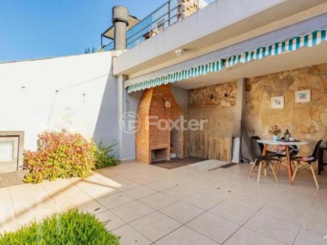 Casa, 3 dormitórios, 360 m², em Três Figueiras