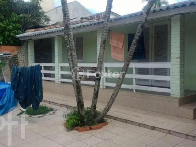 Casa, 3 dormitórios, 360 m², em Vila Ipiranga