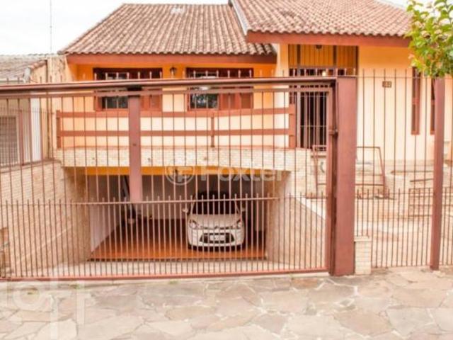 Casa, 3 dormitórios, 362.34 m², em Passo da Areia