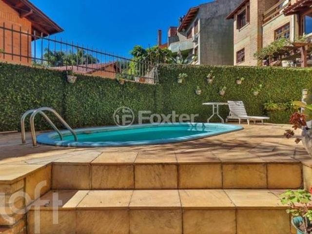 Casa, 3 dormitórios, 374 m², em Chácara das Pedras