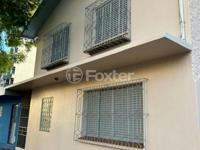 Casa, 3 dormitórios, 387.98 m², em Santa Catarina