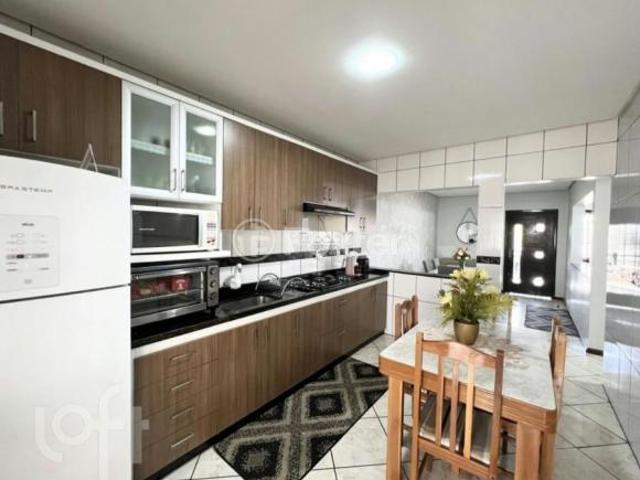 Casa, 3 dormitórios, 380 m², em Mathias Velho