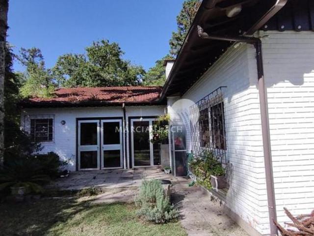 CASA 3 DORMITÓRIOS