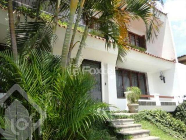 Casa, 3 dormitórios, 395 m², em Vila Jardim