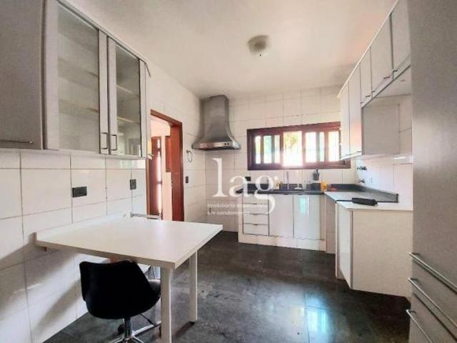 Casa 3 dormitórios 390m² Campolim