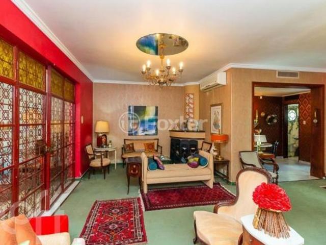 Casa, 3 dormitórios, 400 m², em Petrópolis