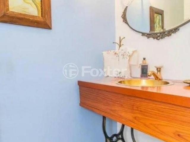 Casa, 3 dormitórios, 425 m², em São João