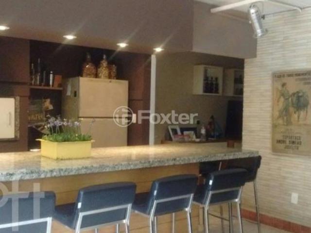 Casa, 3 dormitórios, 440 m², em Partenon