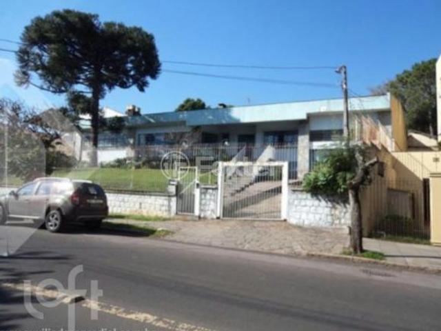 Casa, 3 dormitórios, 450 m², em Cristal