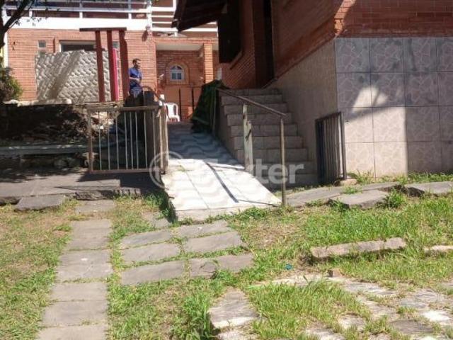 Casa, 3 dormitórios, 513.12 m², em Tristeza