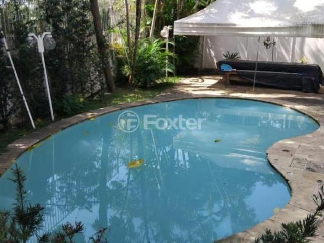 Casa, 3 dormitórios, 565 m², em Jardim Everest
