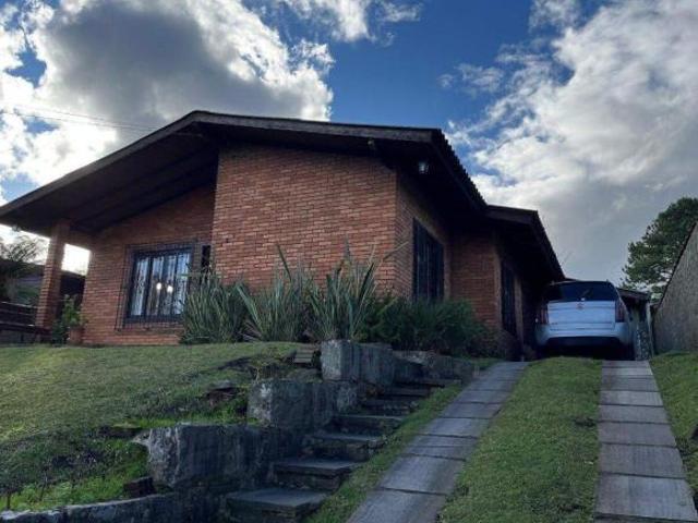 CASA 3 DORMITÓRIOS