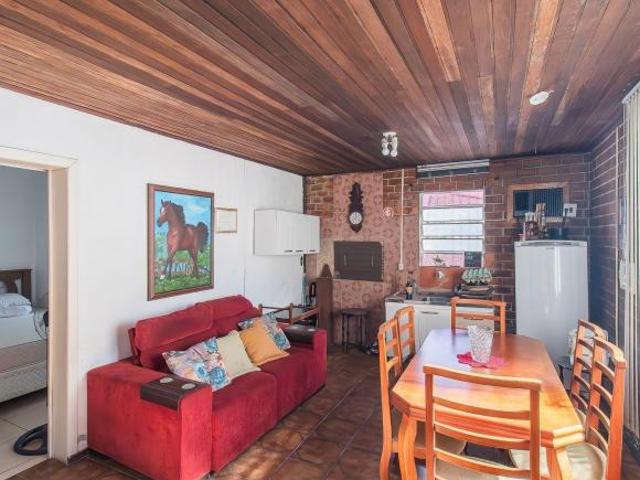 Casa 3 dormitórios, 5 vagas