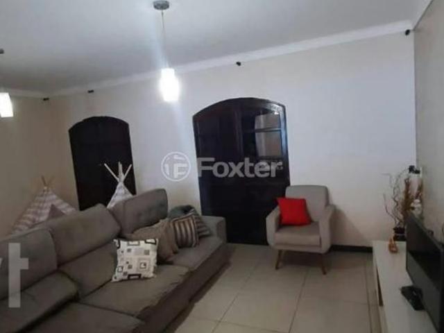 Casa, 3 dormitórios, 600 m², em Cidade Ademar