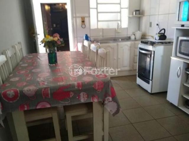 Casa, 3 dormitórios, 60 m², em Piratini
