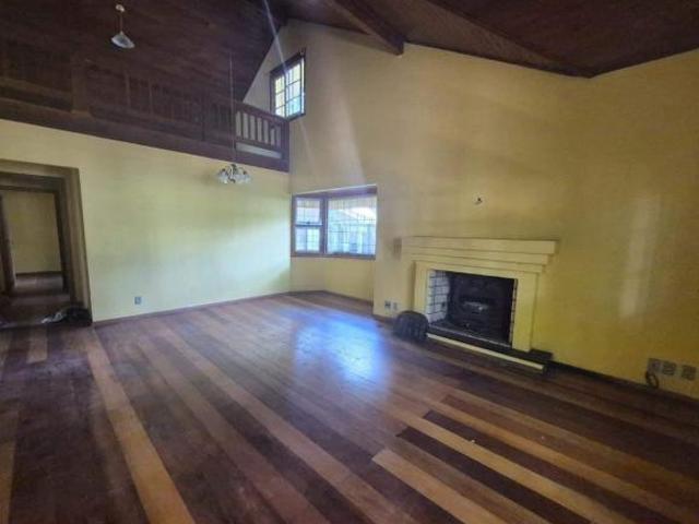 CASA 3 DORMITÓRIOS
