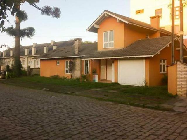 CASA 3 DORMITORIOS