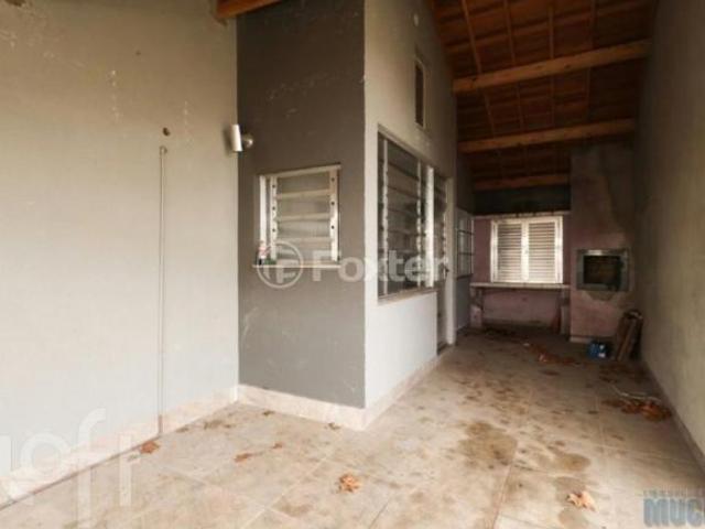 Casa, 3 dormitórios, 77.56 m², em Igara