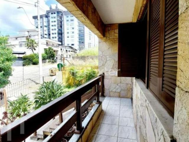 Casa, 3 dormitórios, 77 m², em Panazzolo