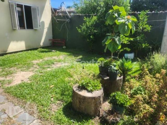 Casa, 3 dormitórios, 80 m², em Restinga