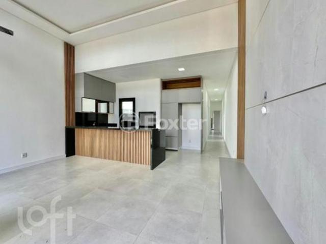 Casa, 3 dormitórios, 90.09 m², em Zona Nova
