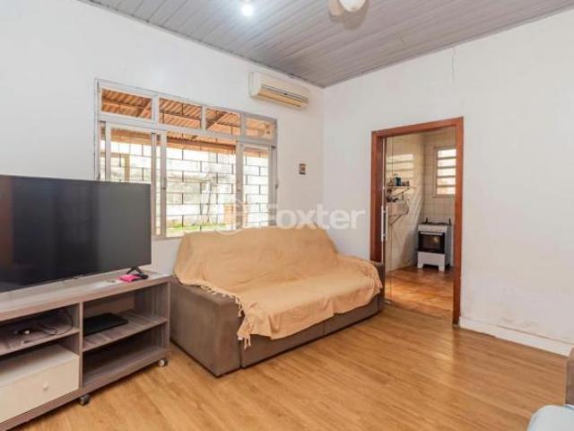 Casa, 3 dormitórios, 90 m², em Centro