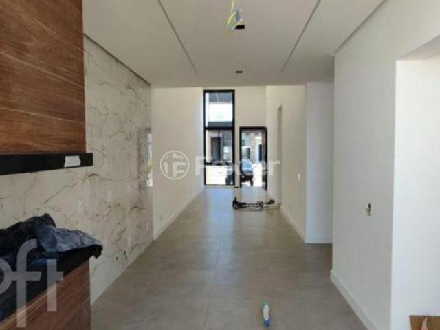 Casa, 3 dormitórios, 92 m², em Parque da Matriz