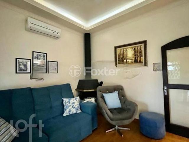 Casa, 3 dormitórios, 180 m², em Santa Tereza