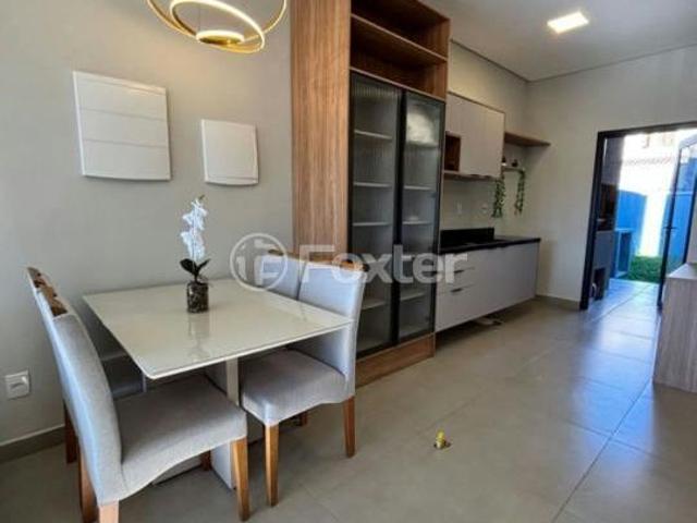 Casa, 3 dormitórios, 97.33 m², em Hípica