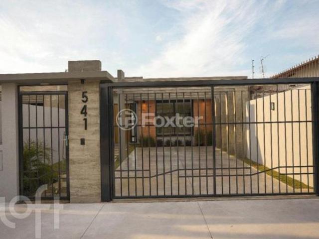 Casa, 3 dormitórios, 97.86 m², em Cristo Rei