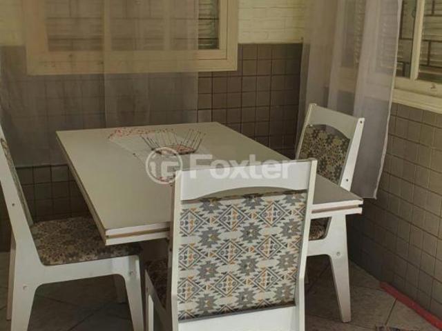 Casa, 3 dormitórios, 97 m², em Centro